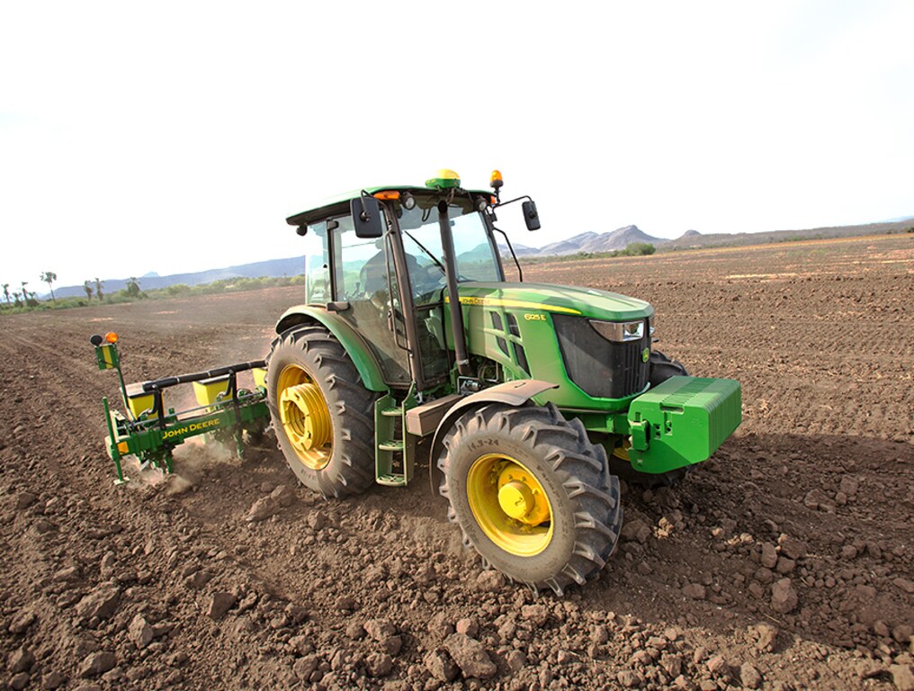 Tractor 6125E | 123 hp | Serie 6E | John Deere MX